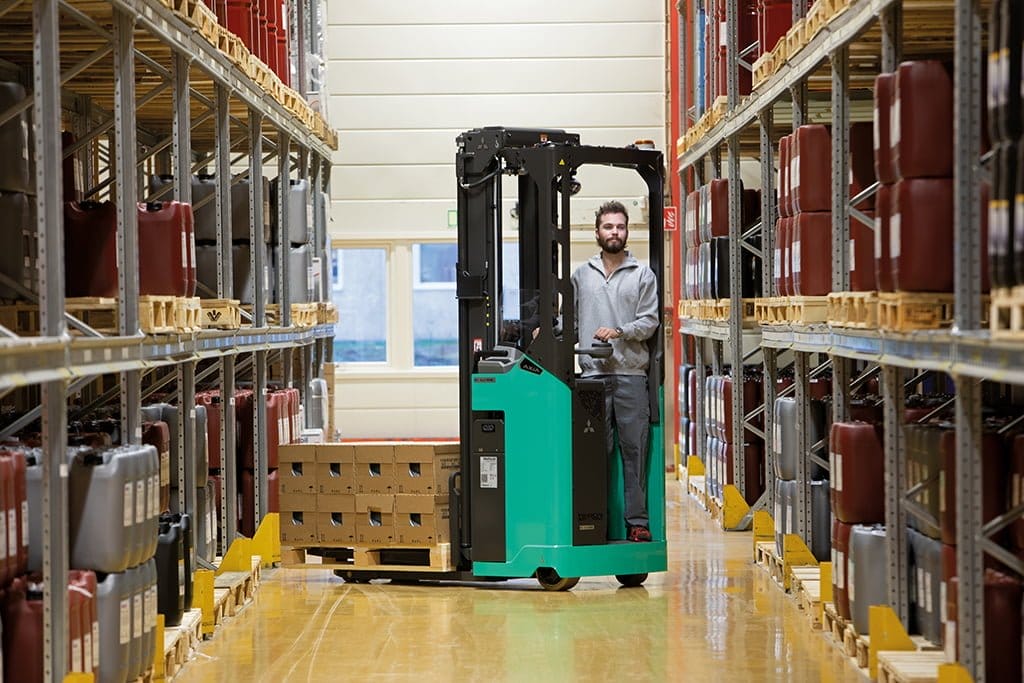 Gerbeur à conducteur porté debout | Aurama
